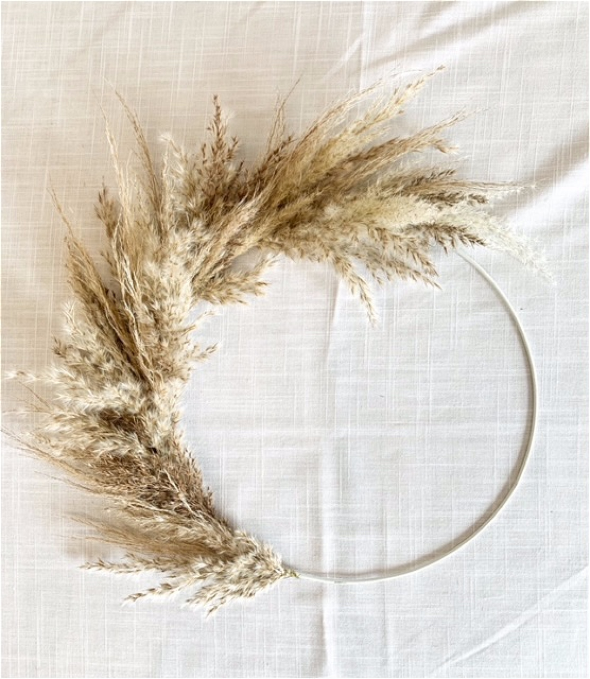 Natural Pampas Grass Hoop - At Home Decor | JJ's Flowers