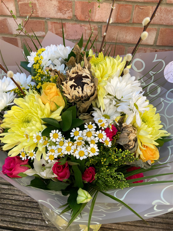 A Florist in Gillingham | Flowers by IZZY | Same-Day Flower Delivery ...
