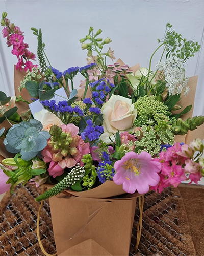 A Florist in Romsey Totton Salisbury | Dora Flora Flowers | Same-Day ...