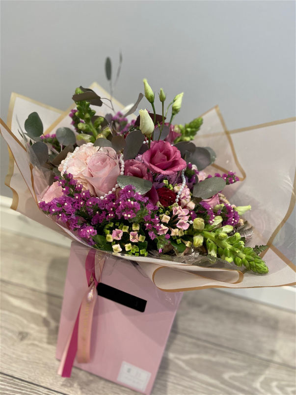 A Florist in Newport Caerleon Risca | Floral Belles | Same-Day Flower ...