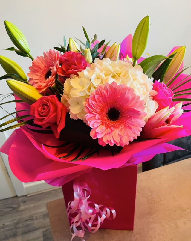 A Florist in Prescot Whiston Rainhill | Rosebuds liverpool florist ...
