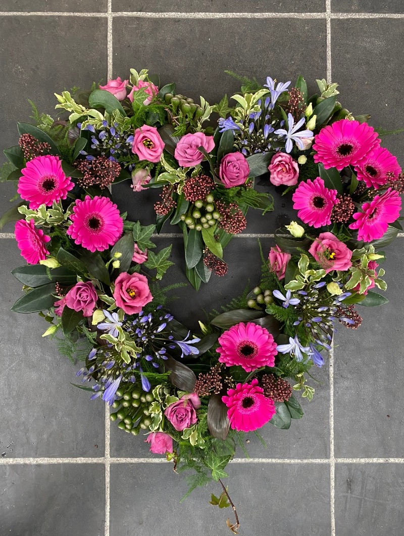 A Florist in Tenby Saundersfoot Narberth | Sandyhill florist | Same-Day ...