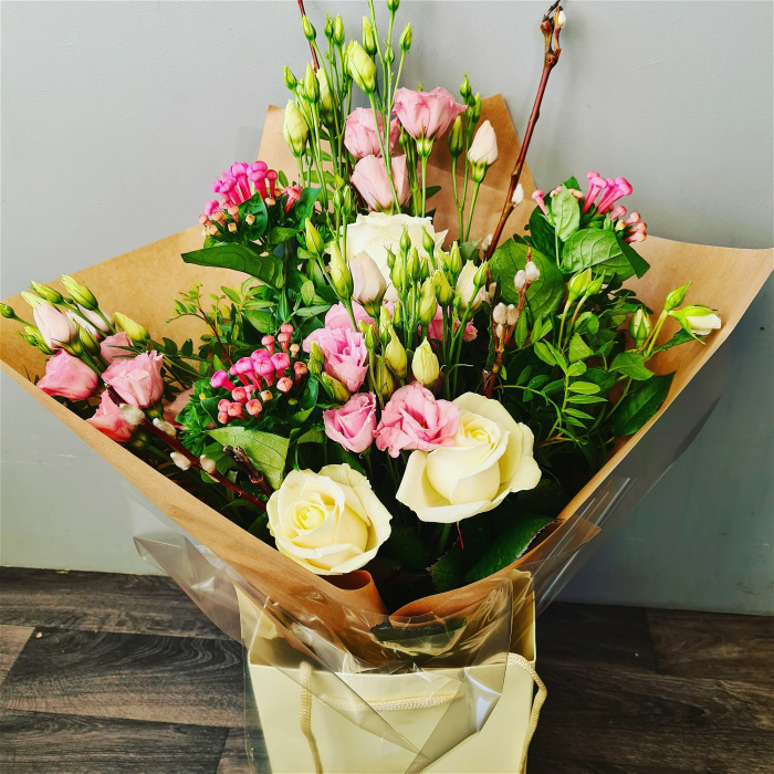 Floral Creation | A Florist in Deal | Same Day Delivery | Fresh Flowers ...