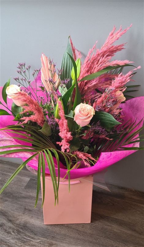 Floral Creation | A Florist in Deal | Same Day Delivery | Fresh Flowers ...