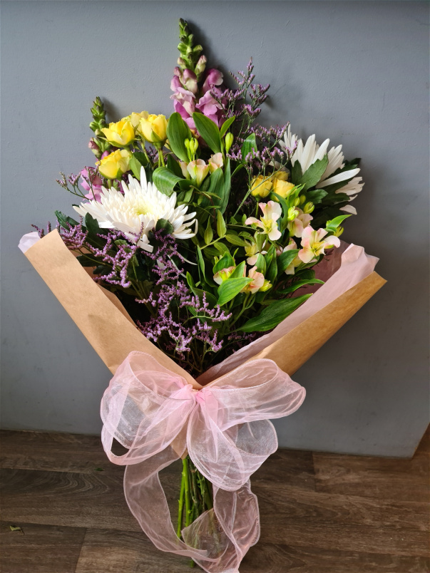 Floral Creation | A Florist in Deal | Same Day Delivery | Fresh Flowers ...