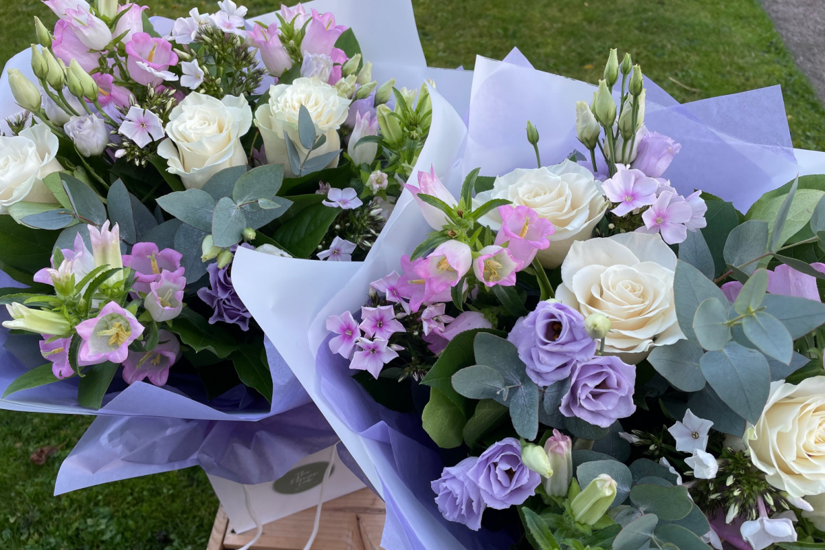 A Luxury Florist in Manchester and surrounding areas - The Flower Lab ...