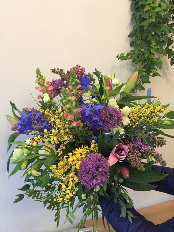The Hampshire Florist | A Florist in Eastleigh, Chandlers Ford | Flower ...